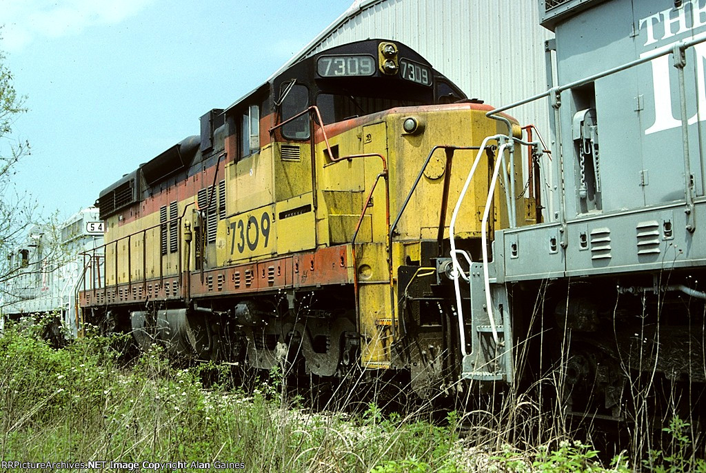C&O SD18 7309